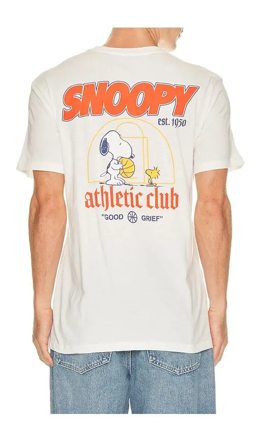 THE FORECAST AGENCY Peanuts Athletic Tee In White