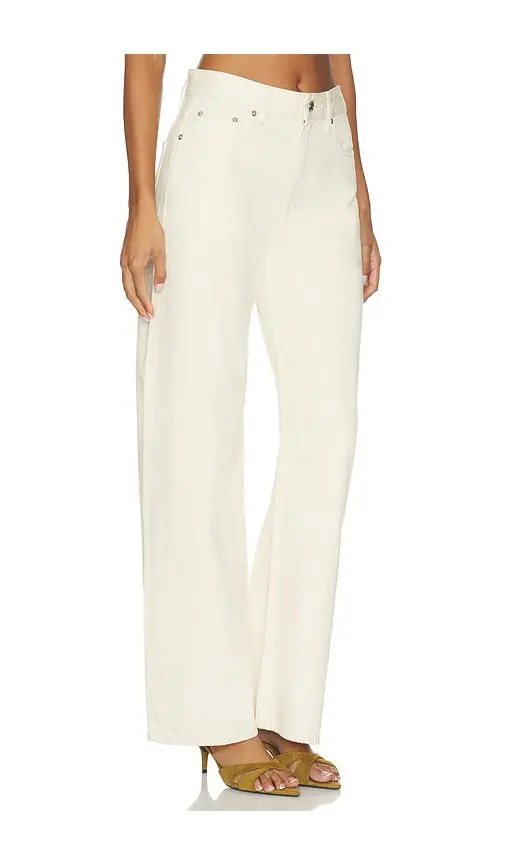 Helmut Lang Carrot Jean Rinsed 1 In Cream