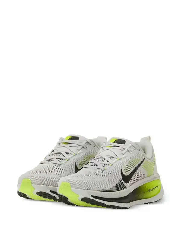 Nike Vomero 18 Sneakers - Grey