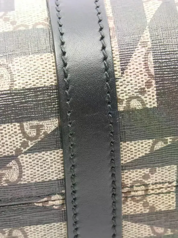 Gucci 2000-2015 Gg Supreme Caleido Vertical Tote Satchel - Neutrals