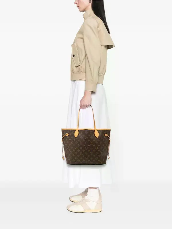 LOUIS VUITTON 2013 Monogram Neverfull Mm Tote Bag