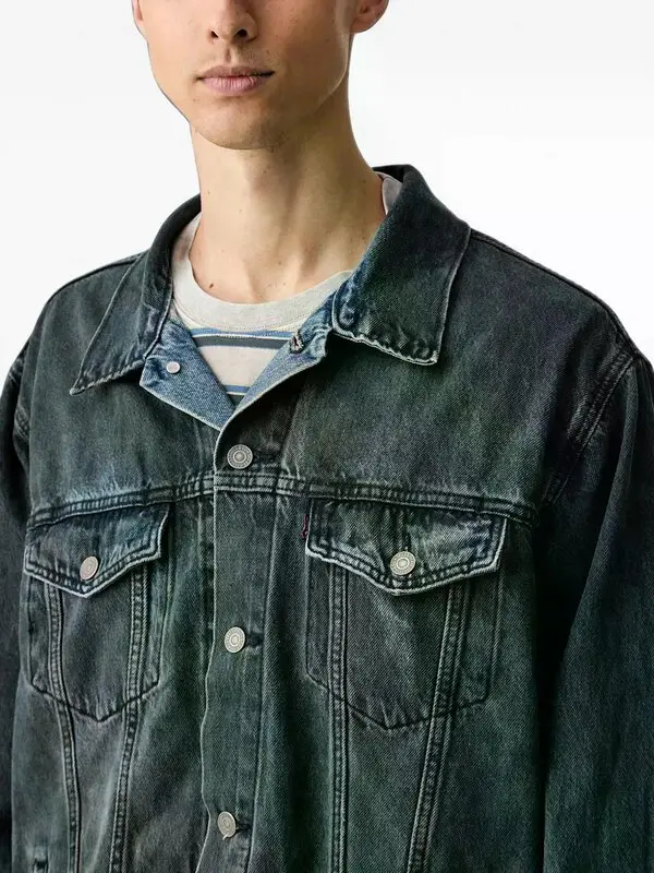 LEVI'S Relaxed Trucker Faded Denim Jacket