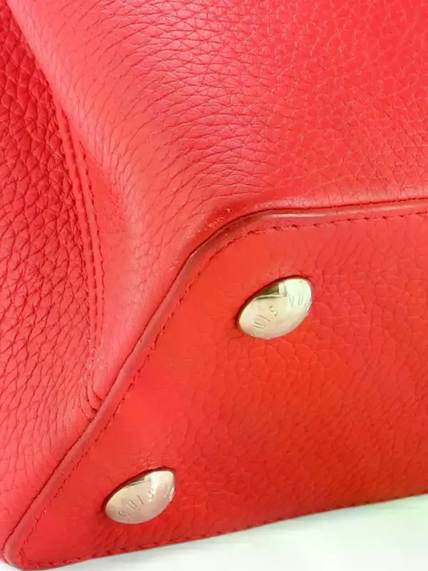 LOUIS VUITTON Capucines Bag Leather Pm Satchel - Red