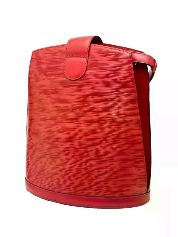 LOUIS VUITTON 1996 Epi Cluny Shoulder Bag