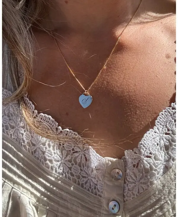 SET & STONES Alice Engraved Initial Heart Necklace - G