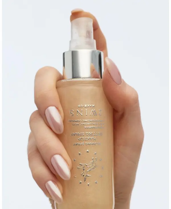 2WINS Glowing Spray Makeup Setting Spray 0.38 Oz