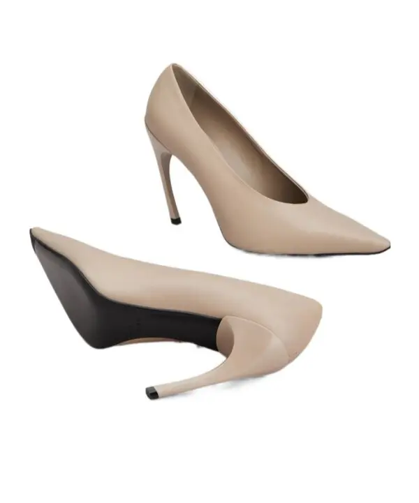 ROGER VIVIER Choc Pumps In Leather