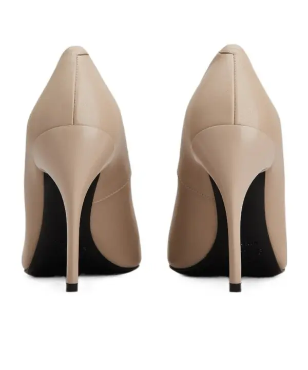 ROGER VIVIER Choc Pumps In Leather