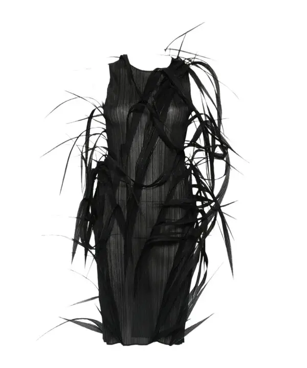 Issey Miyake Urban Jungle Pleated Leaf-detail Dress - Black
