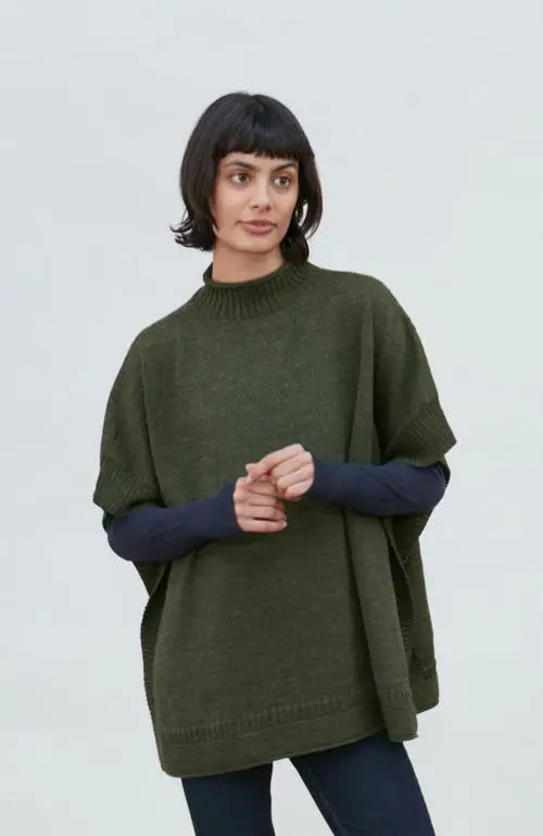 PAUL JAMES Chunky Merino Wool Poncho - Green