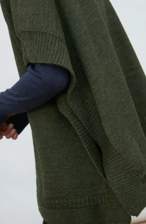PAUL JAMES Chunky Merino Wool Poncho