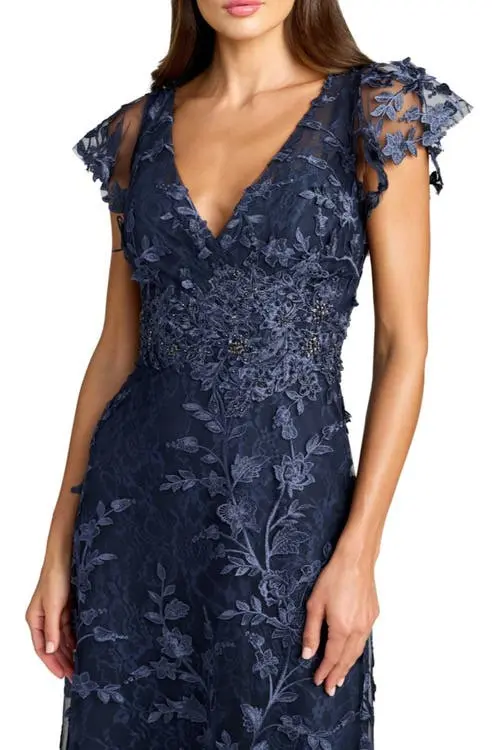 Mac Duggal Petite Floral Embroidered Lace Flutter Sleeve Gown