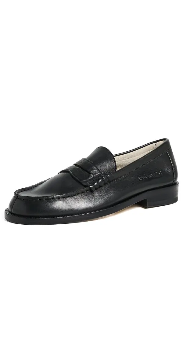 COMMON PROJECTS Leather Loafers