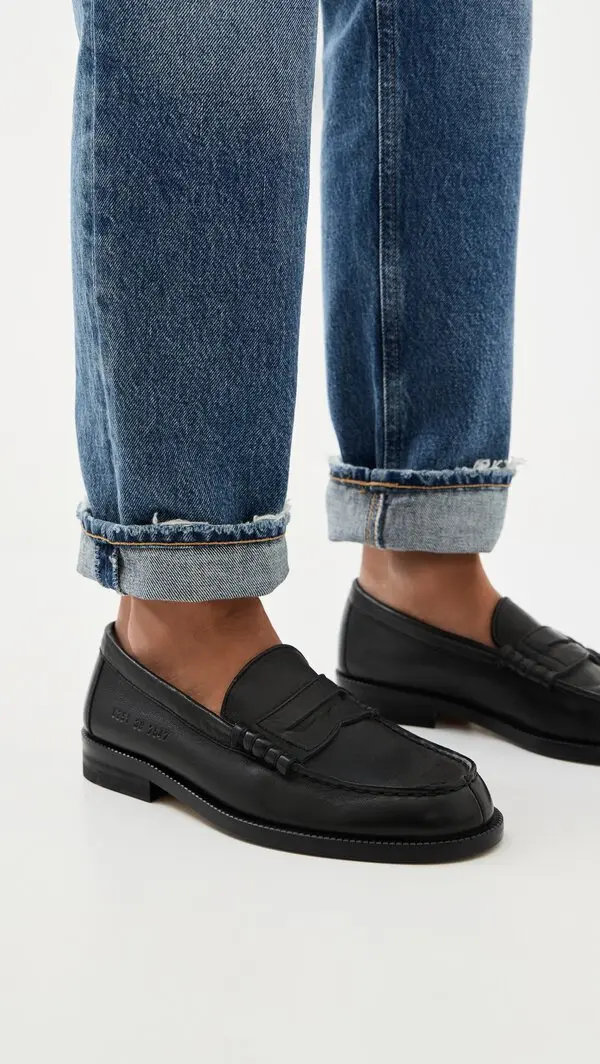 COMMON PROJECTS Leather Loafers