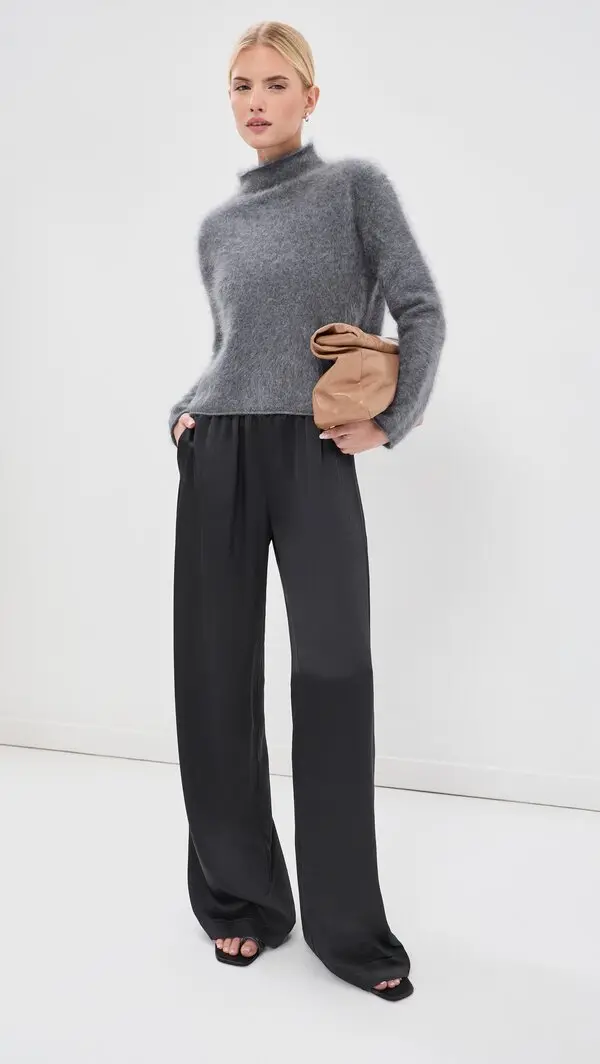 LISA YANG Sandy Brushed Cashmere Sweater