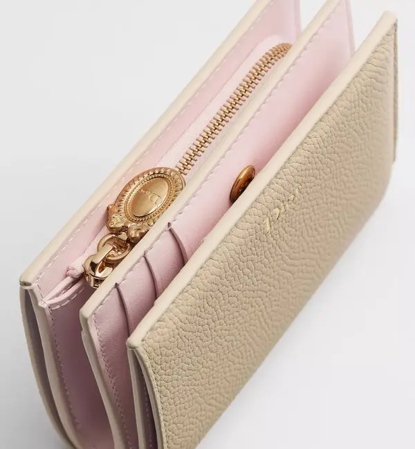 Dior Médaillon Begonia Wallet - Nude