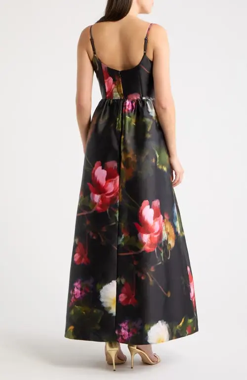 Julia Jordan Basque Waist Gown