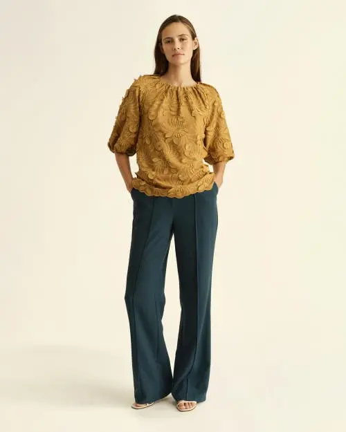 CARTOLINA Kaia 3d Embroidered Satin Top