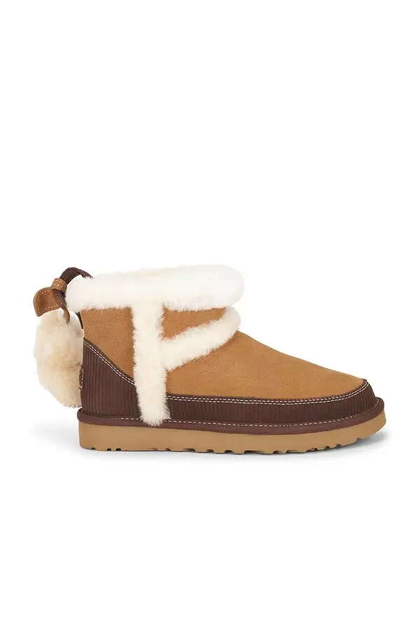 UGG Classic Mini Heritage Boot