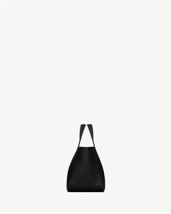 Saint Laurent Le 5 À 7 Baby Bea In Grained Leather