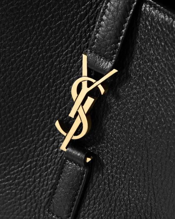 Saint Laurent Le 5 À 7 Baby Bea In Grained Leather