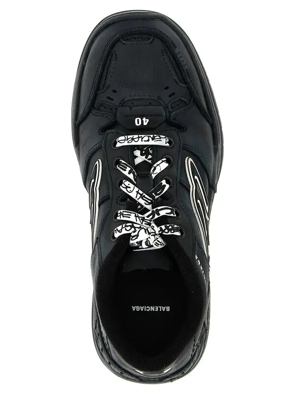 Balenciaga Hamptons Worn-out' Sneakers - Black