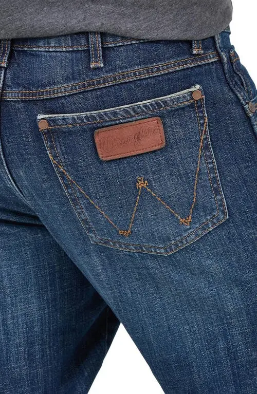 Wrangler Retro Relaxed Bootcut Jeans