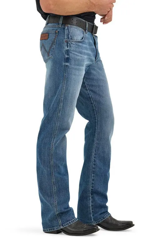 Wrangler Retro Relaxed Bootcut Jeans