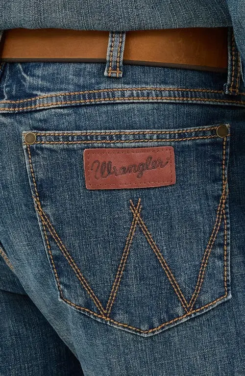Wrangler Retro Slim Straight Leg Jeans