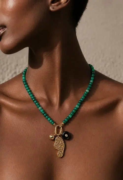 DANIELA MILLAN JEWELRY Riviera Sculptural Charm Necklace - Green