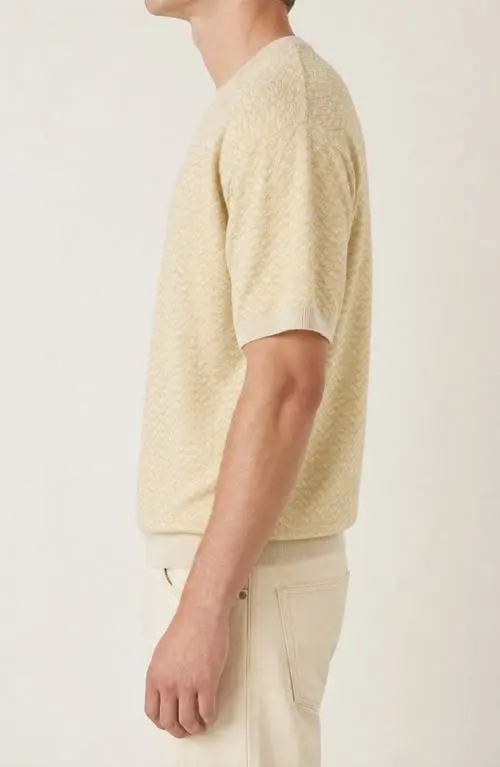 MODENAIRE Textured Knit Short Sleeve Crewneck Sweater