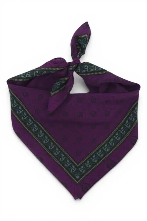 MONZLAPUR Diamond Sea Horse Scarf - Magenta