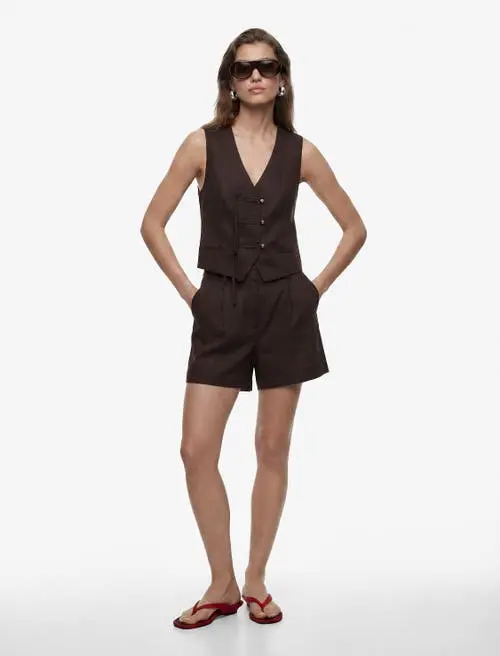 Koton Structured Linen Blend Tailored Shorts With Pleat