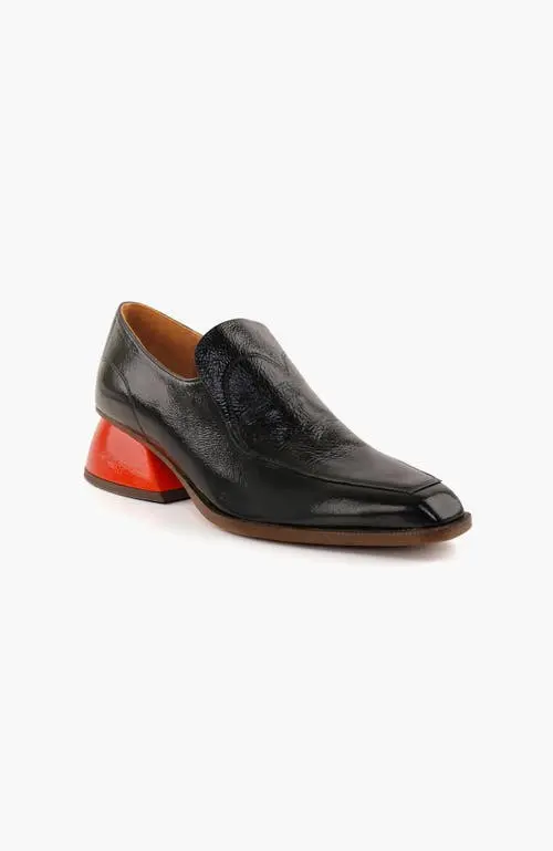 Chie Mihara Patent Leather Elastic-strap Pump