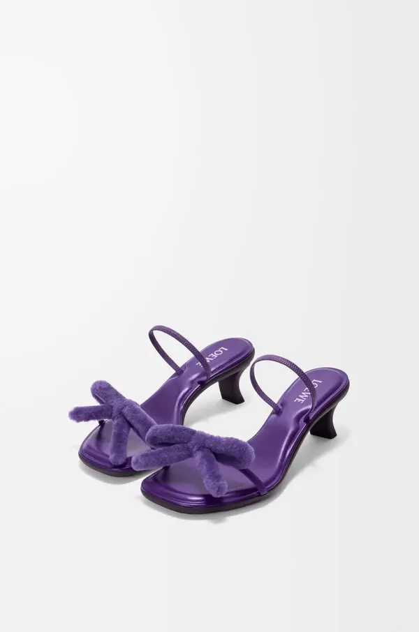 Loewe Mimi Bow Sandal In Nappa Lambskin And Shearling - Deep Purple