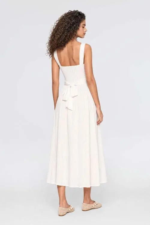 MONLICIA Mel Square Neck Pleated Viscose Midi Dress