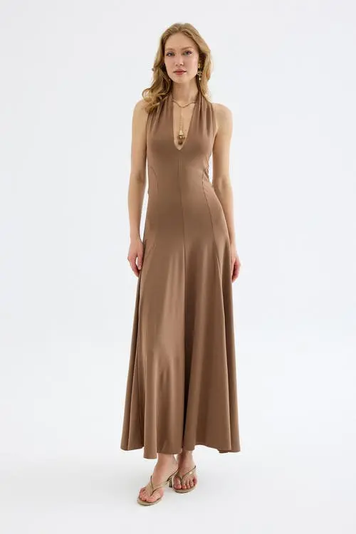 MONLICIA Isolde Halter Deep V Maxi Dress
