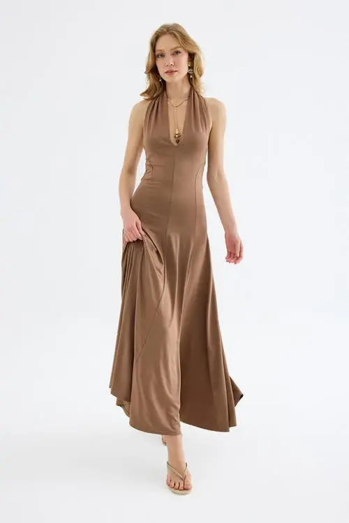 MONLICIA Isolde Halter Deep V Maxi Dress