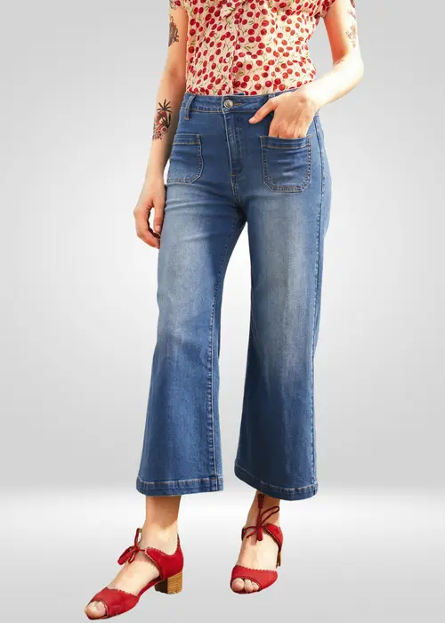 MODCLOTH Boardwalk Beauty Wide Leg Crop Jeans
