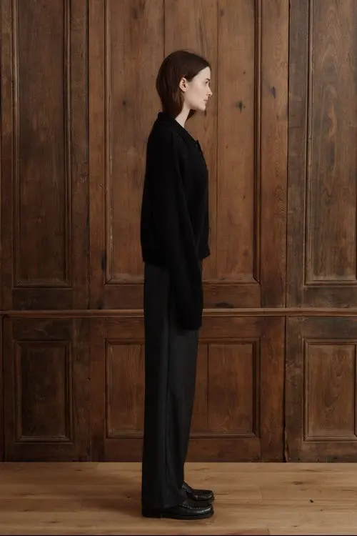 VIR VITA Frida Polo Cashmere Sweater - Black