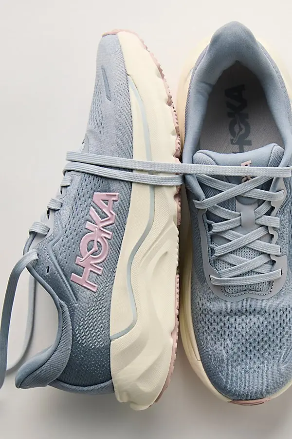 HOKA® Arahi 9 Sneakers - Mineral Blue/washed