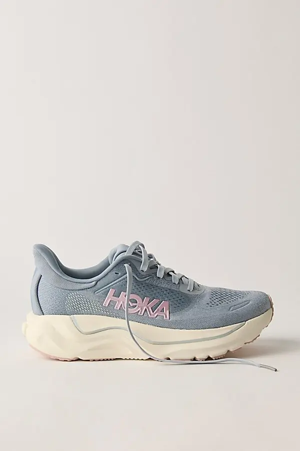 HOKA® Arahi 9 Sneakers