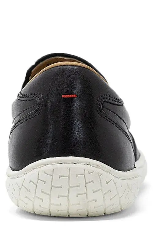 PILOTI Slipstream Slip On Sneaker