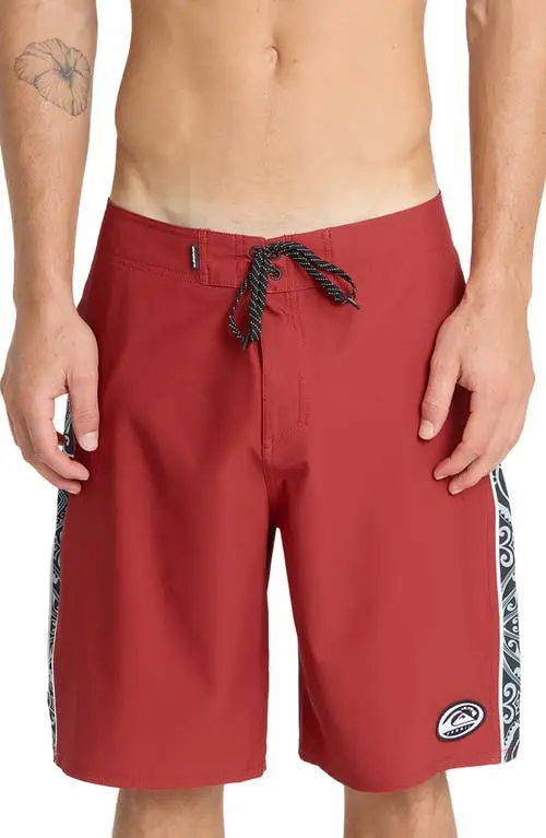 Quiksilver Hi Nomad Board Shorts