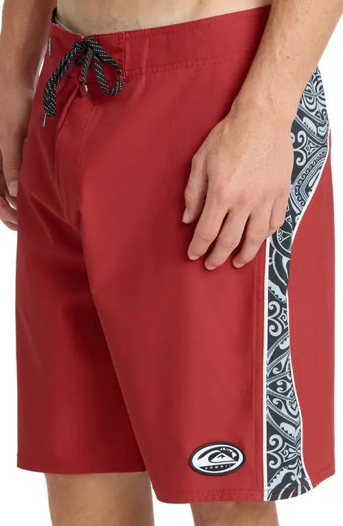 Quiksilver Hi Nomad Board Shorts