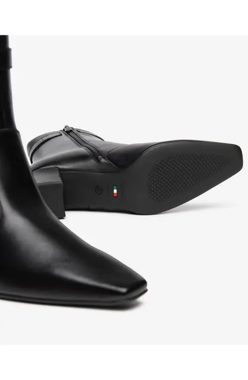 NEROGIARDINI Leather Block Heel Bootie