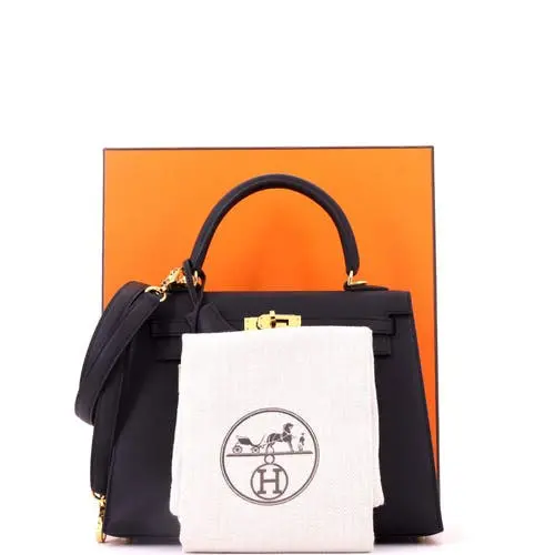 Hermès Kelly Handbag Epsom With Gold Hardware 25