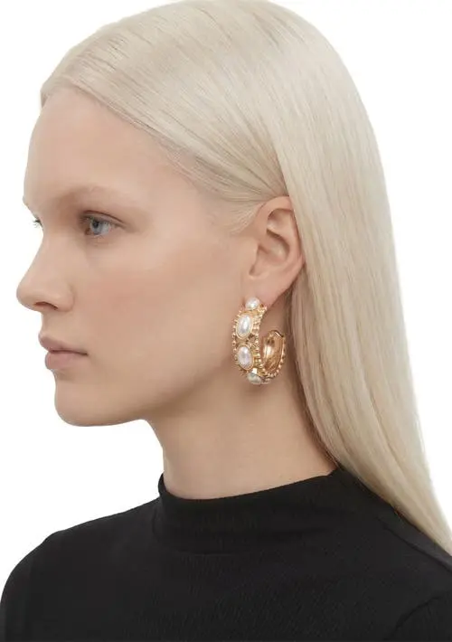 AREA STARS Nitia Pearl Hoops