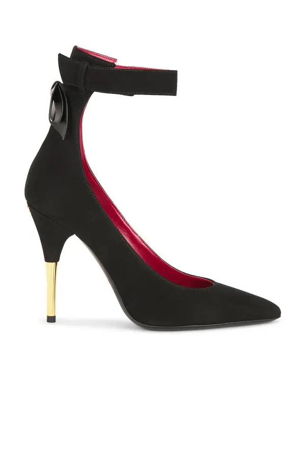 Valentino Garavani Fatale Ankle Strap Pump In Black - Nero