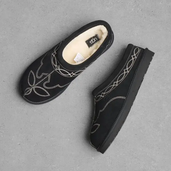 UGG Tasman Western - Black